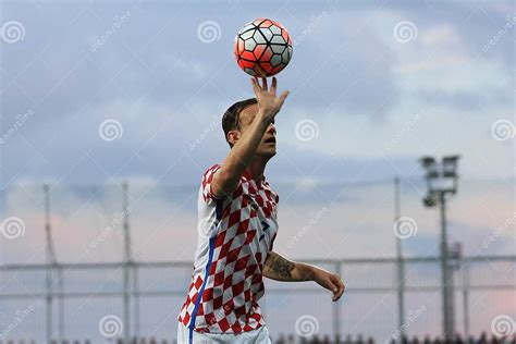 La Main Du Footballeur Image éditorial Image Du Soccer 73254250