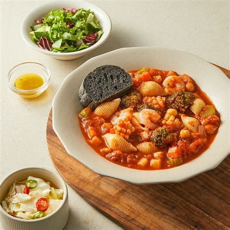 해산물 토마토스튜 세트and먹물치아바타 그리팅 우리집 밥상주치의 해산물 토마토스튜 세트and먹물치아바타 그리팅 우리집 밥상주치의