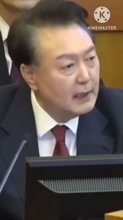 호수 위에 떠 있는 달 그림자 Youtube