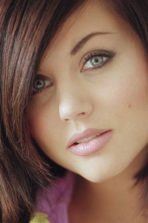 Image Detail For Tiffany Amber Thiessen Photo Pics Wallpaper Photo