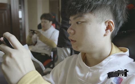 狂魔哥解说 上不去2200抽一千 2022 12 28 bilibili B站 无水印视频解析YIUIOS易柚斯