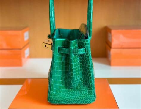 Hermes Birkin Shiny Alligator Crocodile 6q Jade Green Gold Hardware