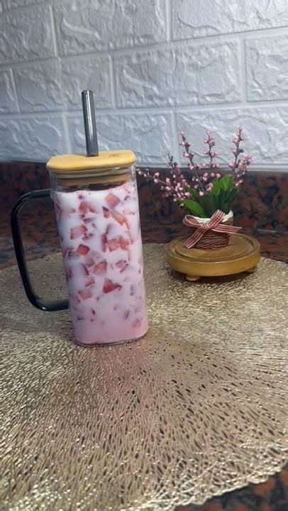 عصير الفراوله بالبن😋 Youtube