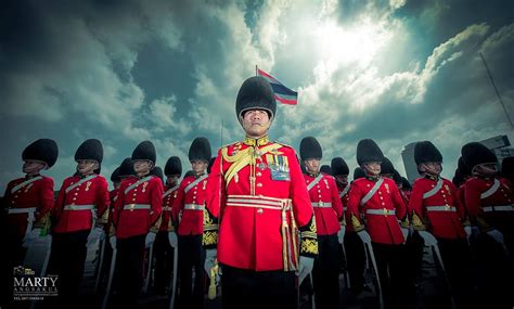 ร1 พัน1 รอ Bangkok