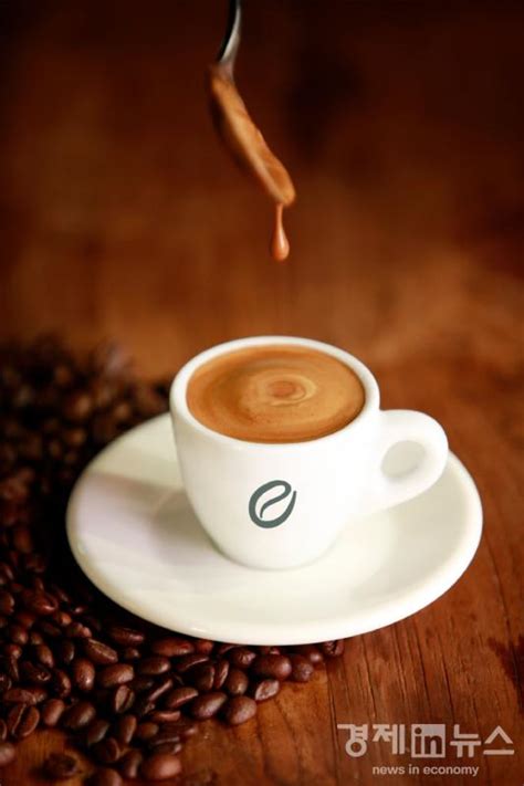 지구와 사람 모두를 위한 커피 한 잔 에스프레소코리아 에스프레소코리아