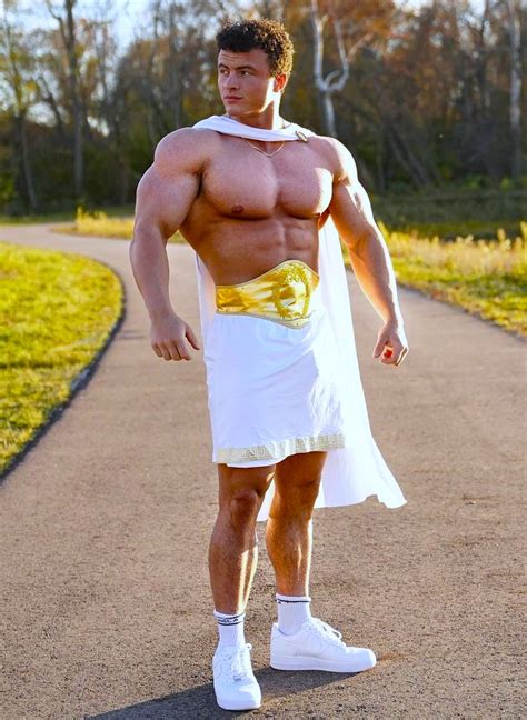 Hot Muscle Studs On Twitter Hot Muscle Studs On Twitter