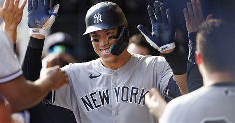 In The End Aaron Judge Remains A Yankee Fangraphs Baseball