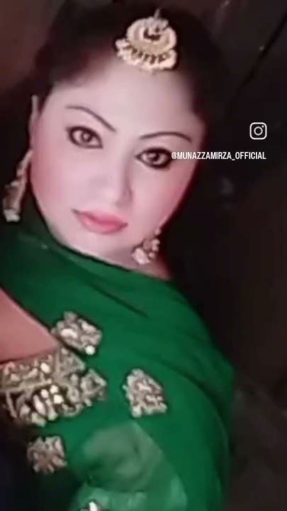 Munazza Mirza 💚 Photos Munazzamirza Shorts Trending Viral