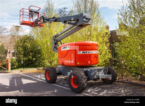 Tracked Cherry Picker