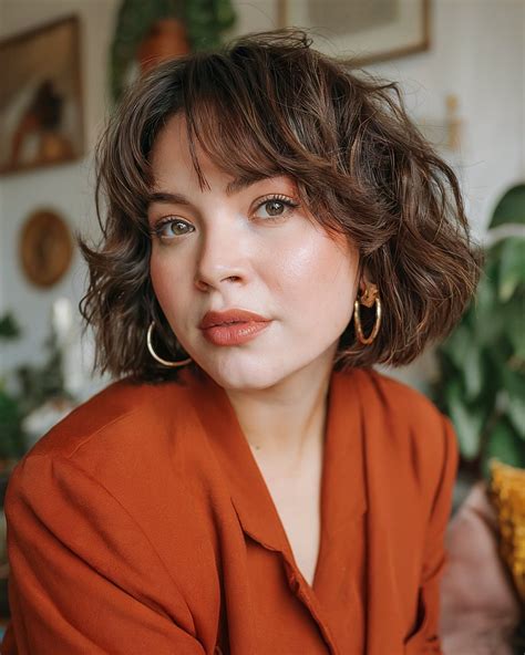 Bob Haircuts With Bangs For Oval Faces The French Bob Haircut