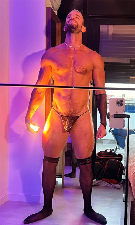 Model Of The Day Ridick Daily Squirt