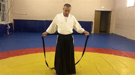 3-й способ одевания хакама - YouTube