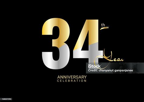 34 주년 기념 축하 금색과 은색 벡터 템플릿 34 숫자 로고 디자인 34 번째 생일 로고 로고 타입 기념일 축하를위한 벡터 기념일 포스터 초대장 0명에 대한 스톡 벡터