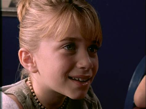 Picture Of Mary Kate Olsen In Billboard Dad Ti4uu1306188502