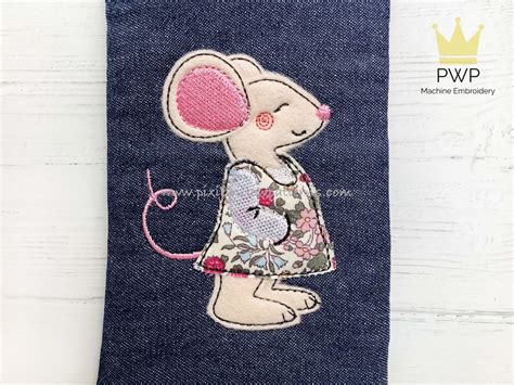 In The Hoop Flex Frame Glasses Case With Mouse Design For 5×7 Hoops With You Tube Tutorial