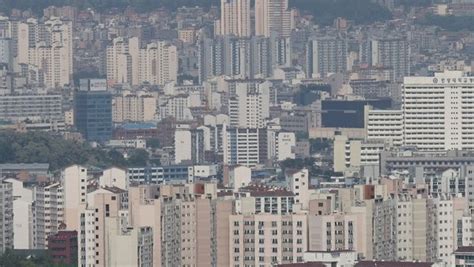 경기침체에 매수심리 더 위축 개발 기대 용산 빼고 내리막