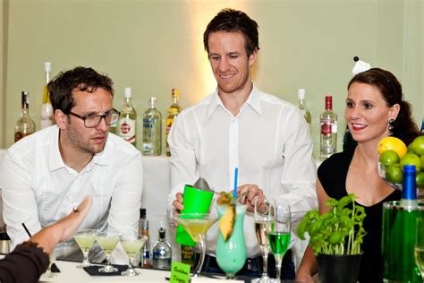 Aber Bitte Mit Sahne Https Arte Tv De Videos A Re Wohnen Nur Fuer Reiche