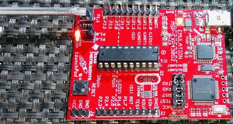 Introducing TI MSP430 Microcontrollers Embedded Lab