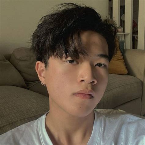 只能說符合夜城設定