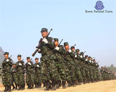 ထိုင်း မြန်မာနယ်စပ်၊ သေ့ဘောဘိုးစစ်တပ်စခန်းသို့ စစ်ကူလာသော စစ်တပ်စစ်က
