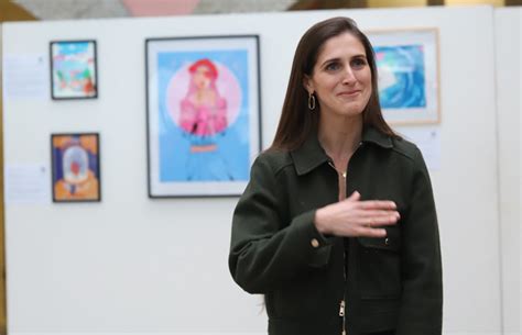 “para Elas” Uma Exposição De Liliana Tavares Sousa Que Reflete Sobre O