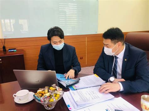 Дугархүү эмч Home Facebook