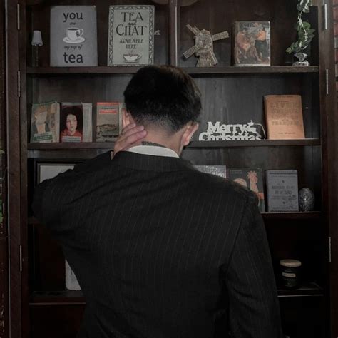 Shen Liu Shen99 • Threads Say More