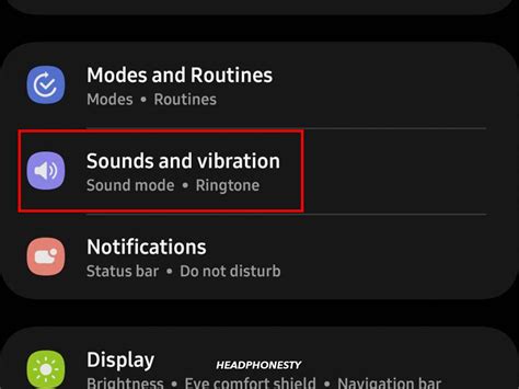 How To Talk On Android Phone With Headphones Using Google Assistant Headphonesty