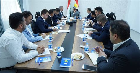 سەرۆکى ئەنجومەنى گشتى ڕاژە و نوێنەرانى خاوەن ماستەر و دکتۆرا کۆبوونەوە