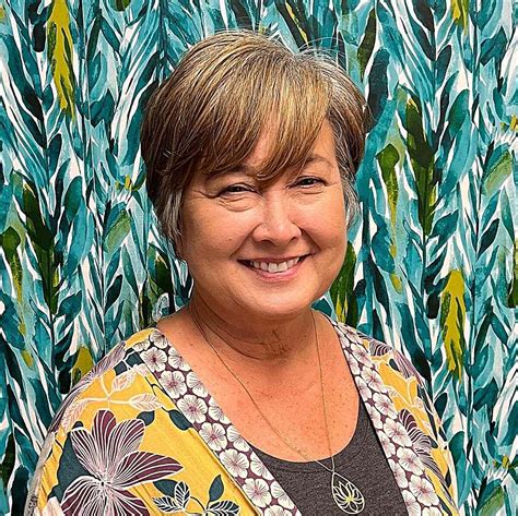 20 Flattering Pixie Bob Haircuts For Women Over 50 Wanting A Cute Short