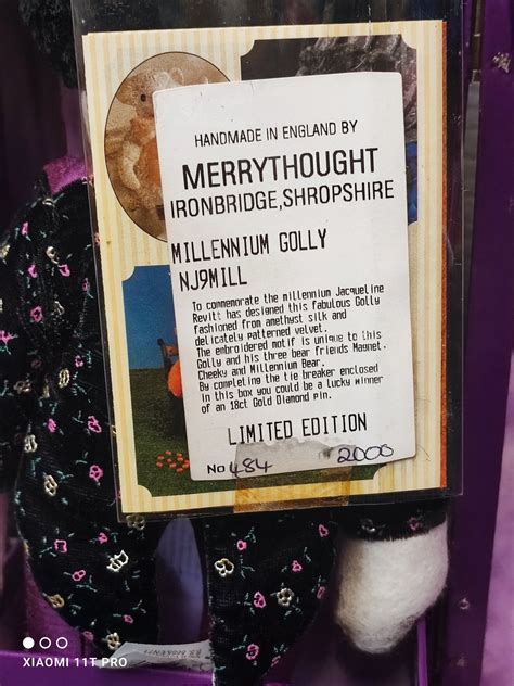 Merrythought Millennium Golly Boxed With Cert
