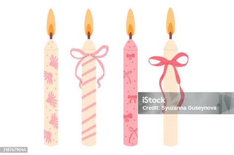 생일 케이크 촛불 세트 휴일을 위한 분홍색과 베이지색 요염한 액세서리 벡터 평면 그림 모음 고립된 통하고 있는 백색 배경