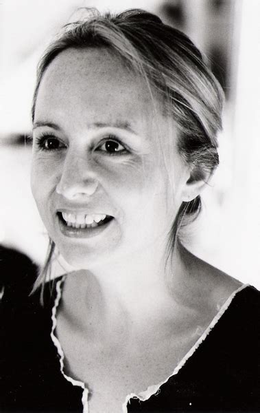 Photos Isabelle Miller Comédienne Voix Off