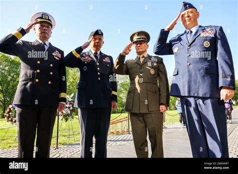 Vietnamesische Zivilisten Im Krieg Fotos Und Bildmaterial In Hoher