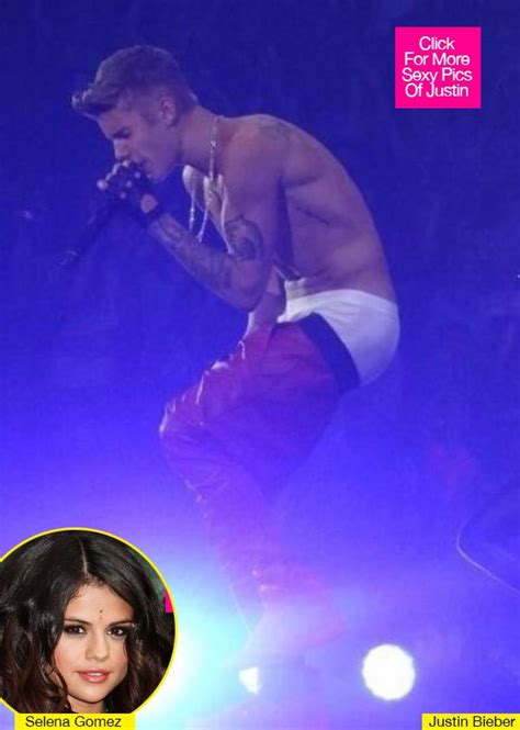 Ashbuzz Justin Bieber Shows His Butt To Beliebers