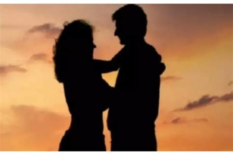 உல்லாசமாக இருக்க பிரபல நடிகையை டார்ச்சர் செய்யும் நடிகர் தமிழ்நாடு