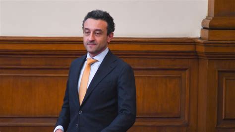 Даниел Лорер отказа да коментира спряганите имена за кандидат министри нарече ги слухове