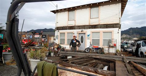It Felt Like The End Of The World Shocked Rio Dell Residents Forge