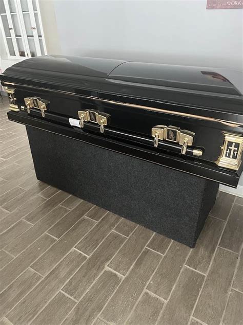 20 Gauge Black Devout Casket Luxury Bedroom Sets Casket Luxurious