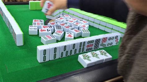打麻将记住逢坎必打单，胡得三家穿床单，记住这招稳胡不输！ Youtube
