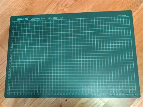 Prom Bg подложка за рязане самовъзстановяваща се 5 вида 3 мм