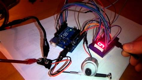 Arduino Uno Rev3 Potenziometro Motore 3v Display 7 Segmenti 720p Youtube