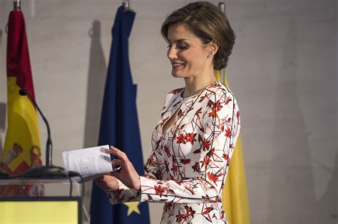 El Look Elegante Y Moderno De La Reina Letizia En Portugal Infobae