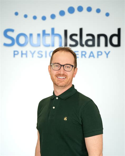 Colin Beattie Physiotherapist Sportmedbc