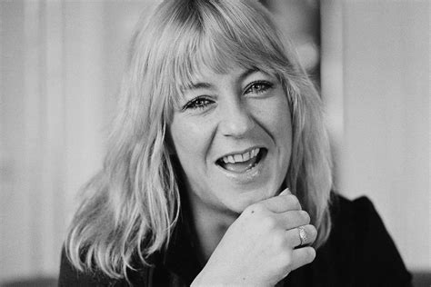 Fleetwood Macs Christine Mcvie Dead At 79 Following Short Illness