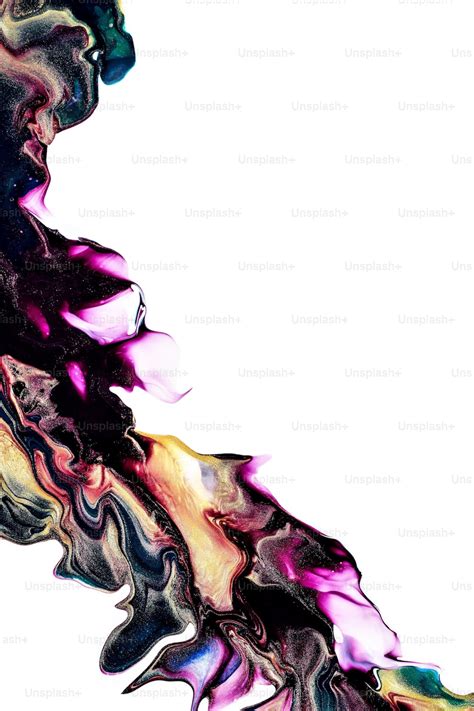 흰색 바탕에 검은색과 보라색 추상화 사진 Unsplash의 예술 이미지