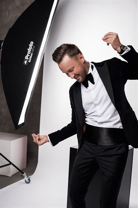 Ведущий Игорь Панарин ведущийкоторыйнеподведёт ⠀⠀⠀⠀⠀⠀⠀⠀⠀ Всем привет ⠀⠀⠀⠀⠀⠀⠀⠀⠀ 💰 Сегодня