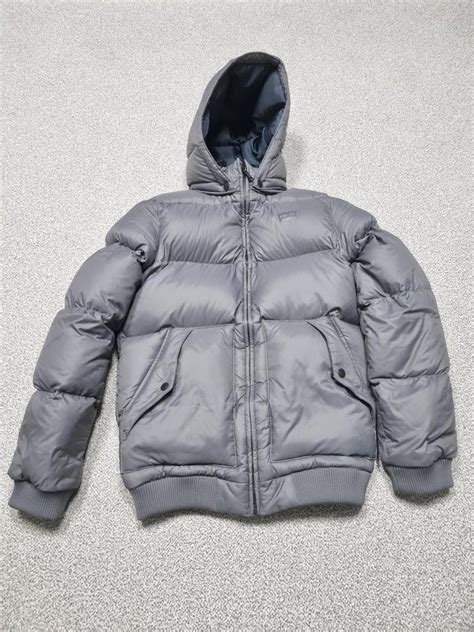 리바이스 Levis다운패딩점퍼 겨울용 남녀공용 세컨웨어 헬로마켓