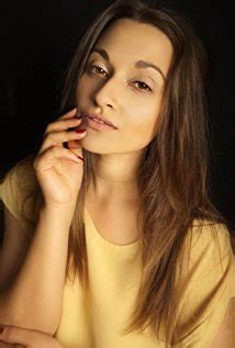Becca Hirani Actor Cinemagiaro