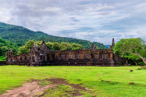 370 Vat Phou Foto Foto Stok Potret And Gambar Bebas Royalti Istock